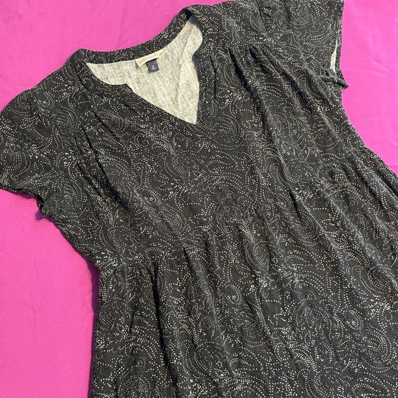 Universal Thread | Dresses | Universal Thread Dotted Maxi Dress | Poshmark